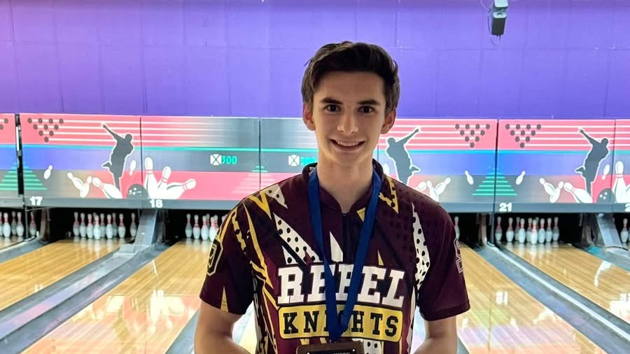 Gavin Murray wins Mr. Bowling Finalist – The Charger Online School ...